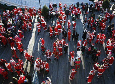 Santa Convention in NYC-英语点津
